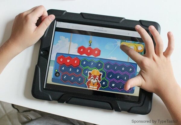 Teaching Kids How to Type with Game Based Learning